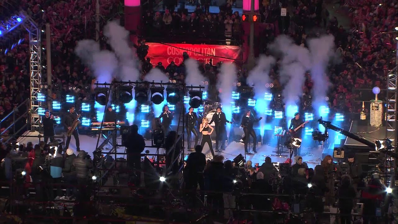 Countdown to 2015: Behind the Scenes - YouTube