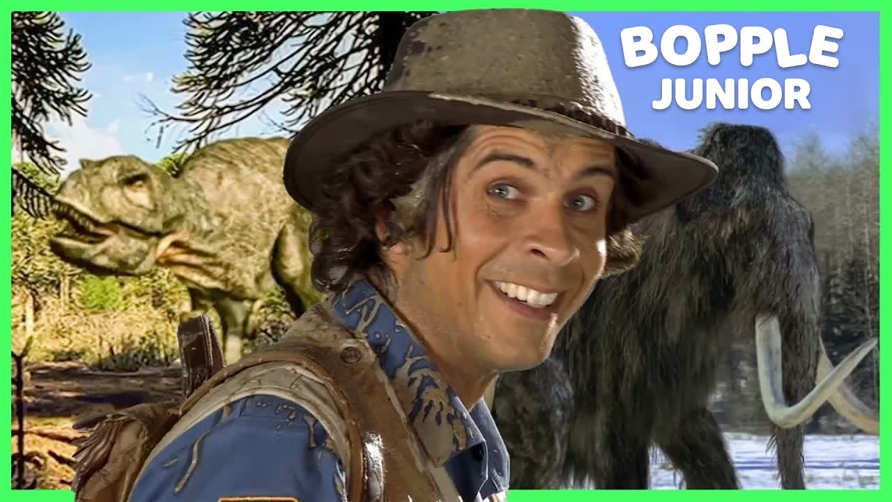 Dinosaurs VS Mammoths 😱🦣🦖 | Andy's Amazing Adventures | BBC Kids - YouTube