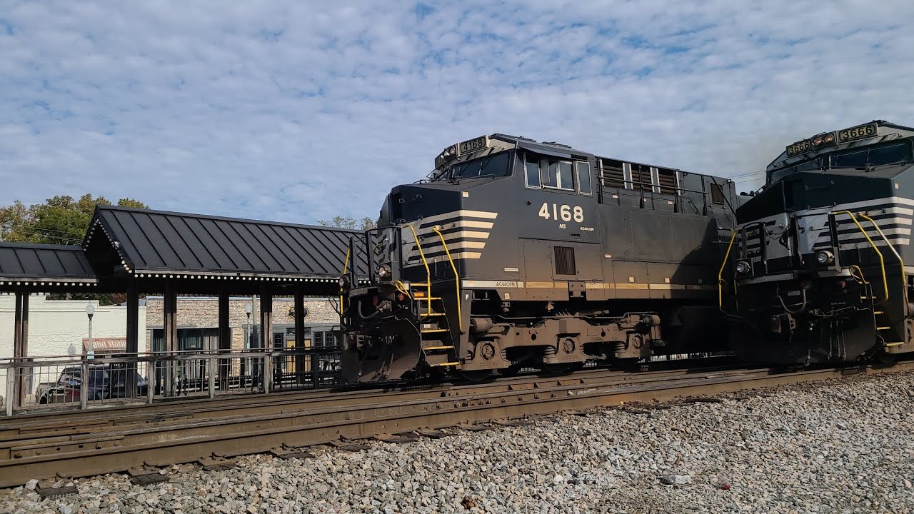 NS 3666 Switches at Irondale And Meets With NS 4168 With A Awesome New Cast P5 - YouTube