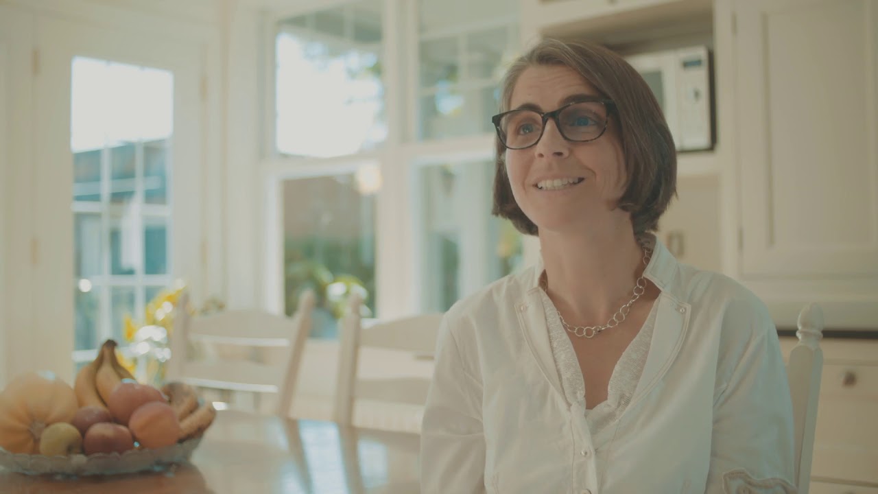 Aller plus loin: l'histoire de Manon - YouTube