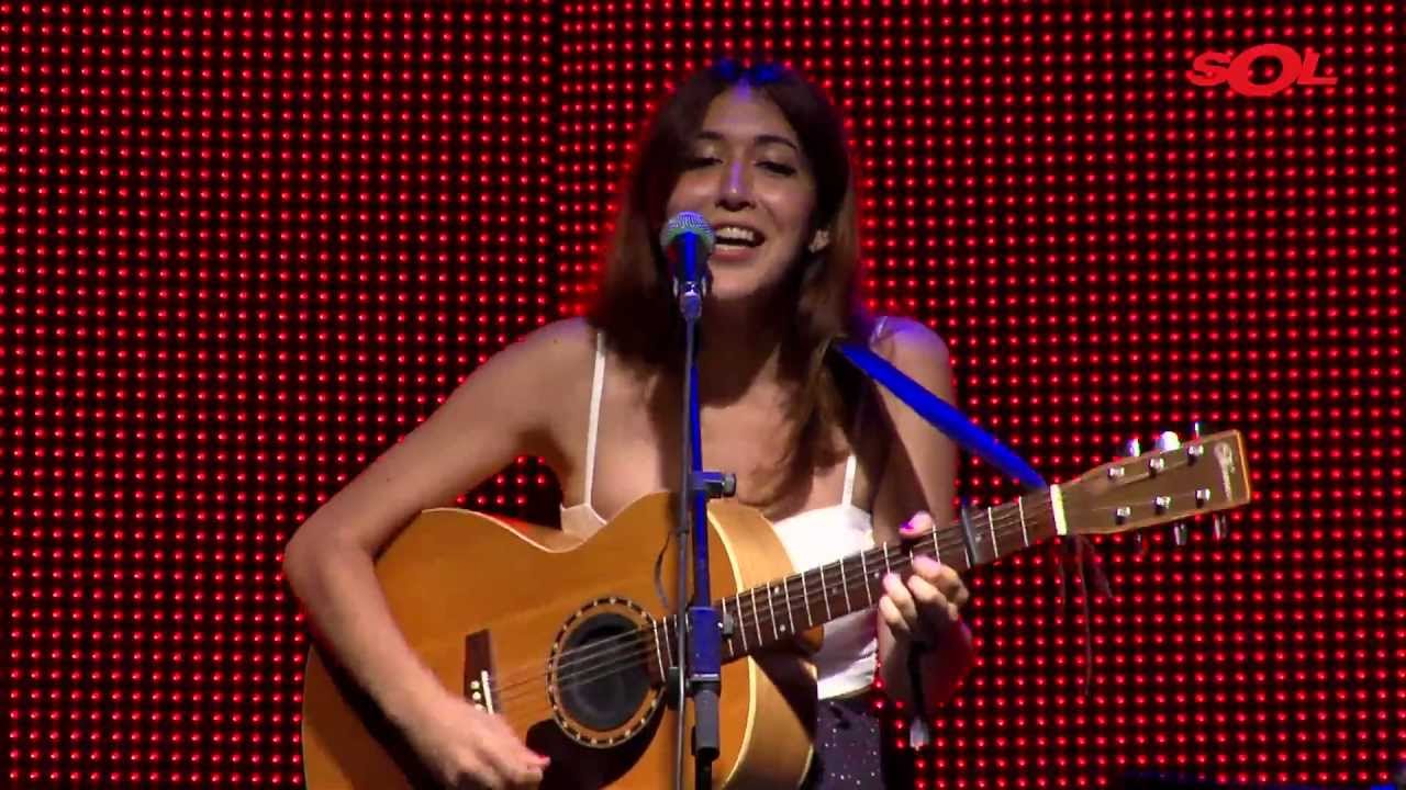 Anni B Sweet "Take on me" (Escenario Sol Música Low Cost Festival 2012 ...