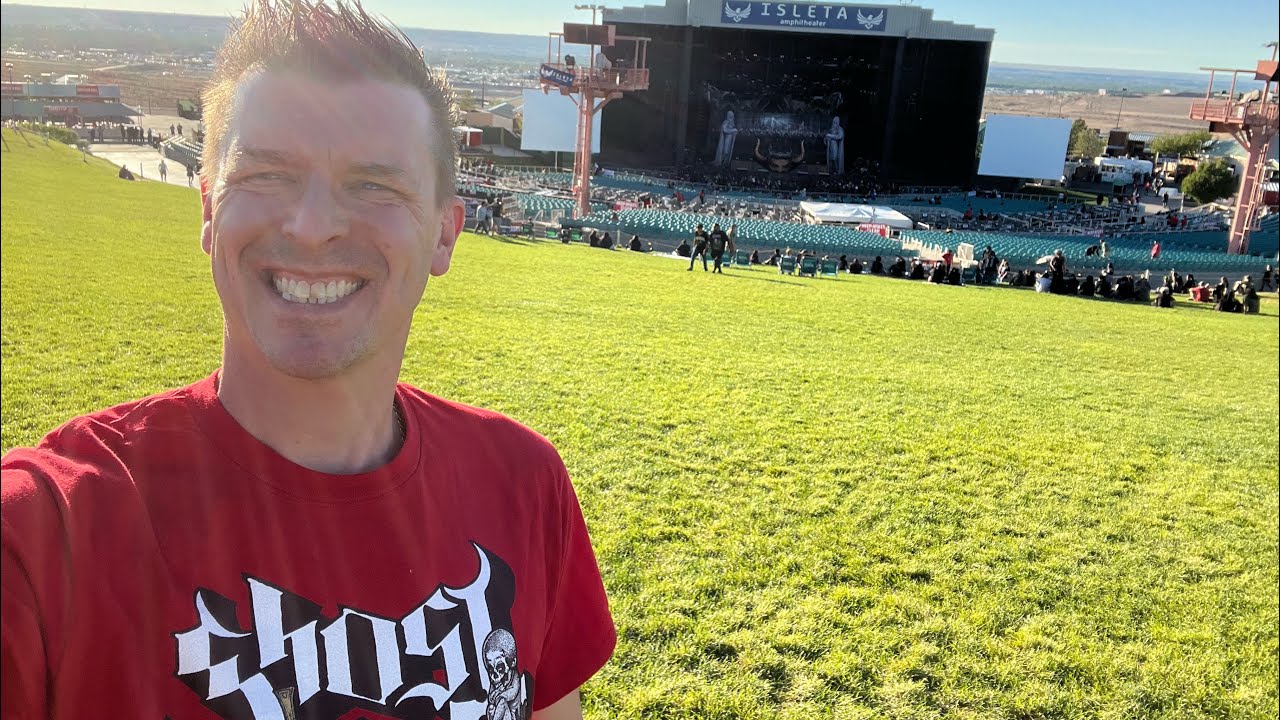 I Can't Believe I Went Breaking Bad In ABQ with a Ghost Show! - YouTube