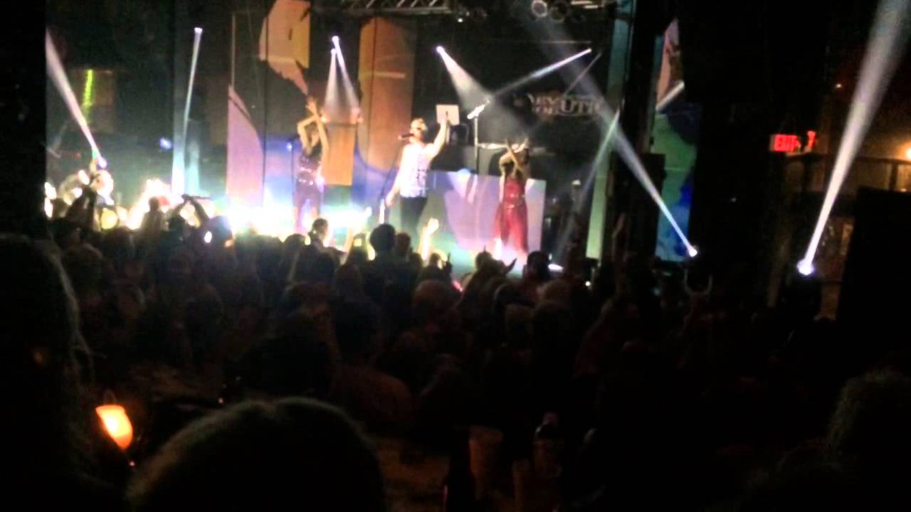 Todd Rundgren "Global Nation" live 5/19/2015 - YouTube