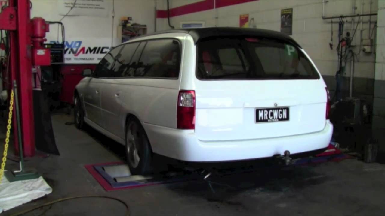 V6 VX Commodore Wagon on Dyno - YouTube