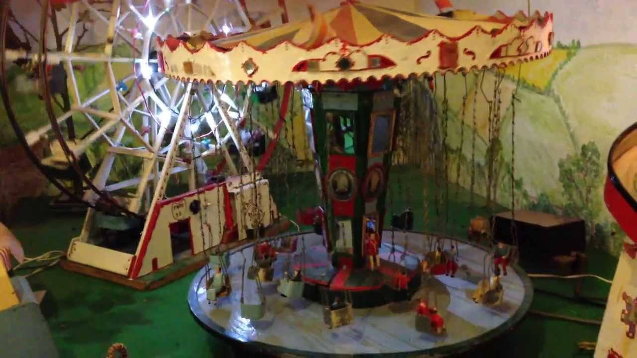 Miniature fairground at Milton Keynes Museum - YouTube