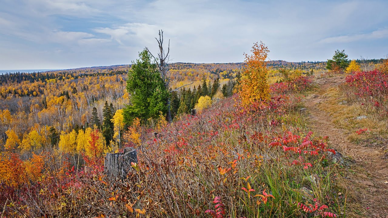 SPLIT ROCK RIVER LOOP | North Shore Fall Color Tour 2020 (4K) - YouTube