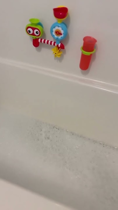 Yookidoo Spin 'N' Sprinkle Water Lab | Fun Bath Toy for Toddlers - YouTube