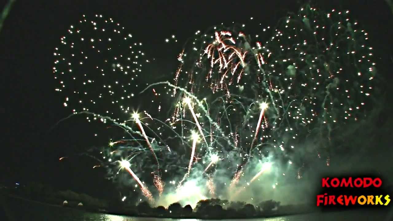 Komodo Fireworks, Winner- 2012 British Musical Fireworks Championships ...