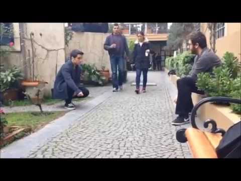 Group Conformity/The Invisible Rope Experiment