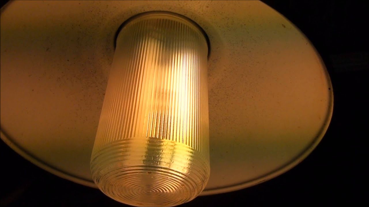 Philips Prismatic compact fluro lightbulb - YouTube
