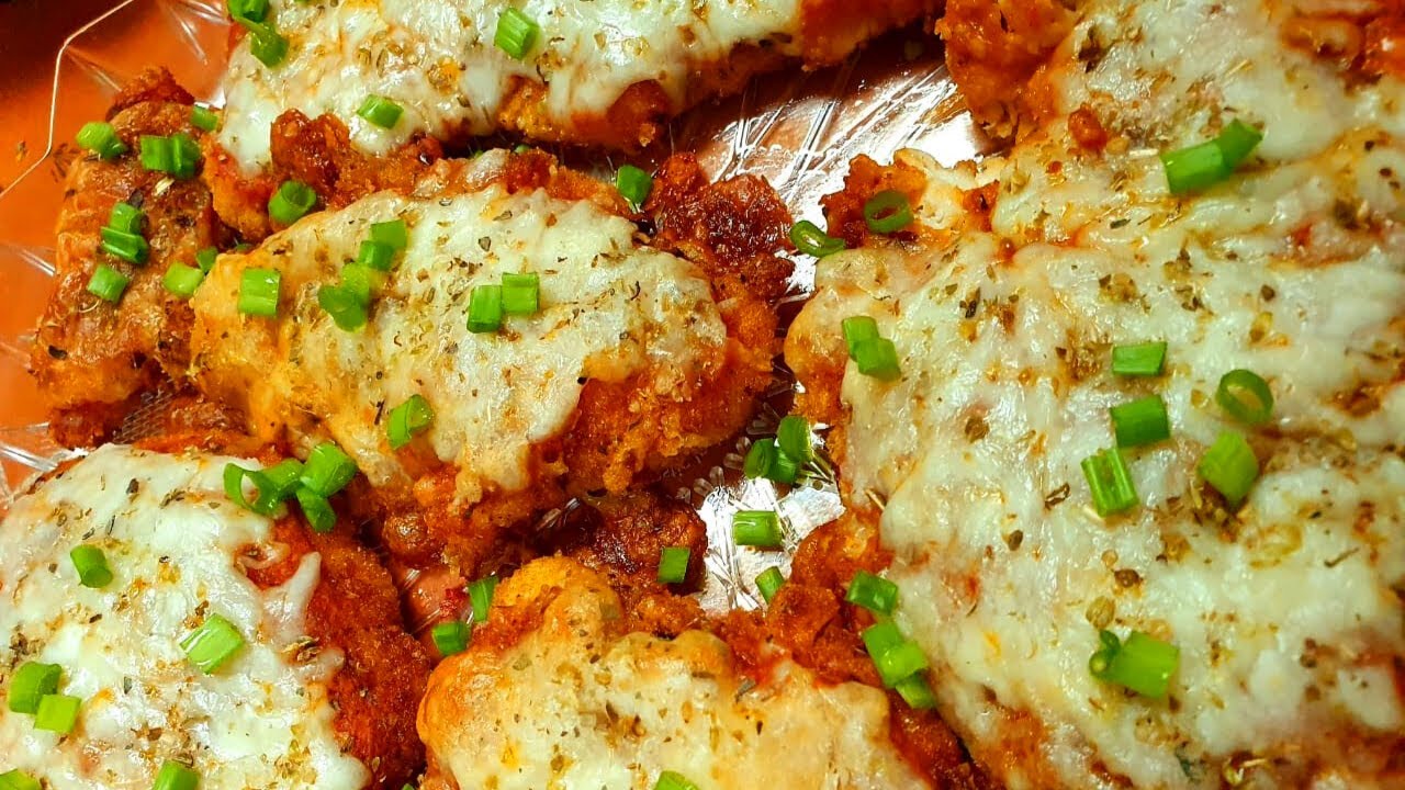 Cheesy Parmesan Chicken - YouTube