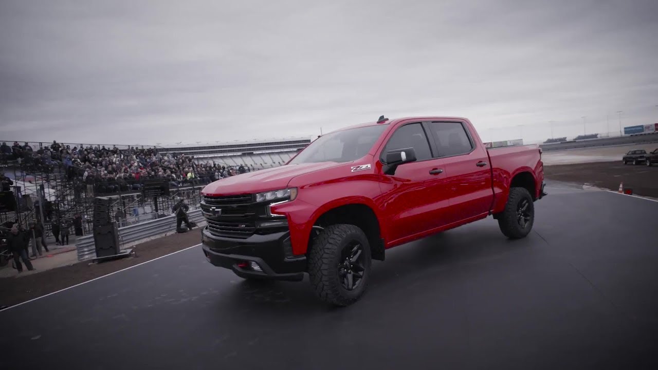 Next-gen Chevy Silverado revealed at Chevy Truck Centennial Event ...
