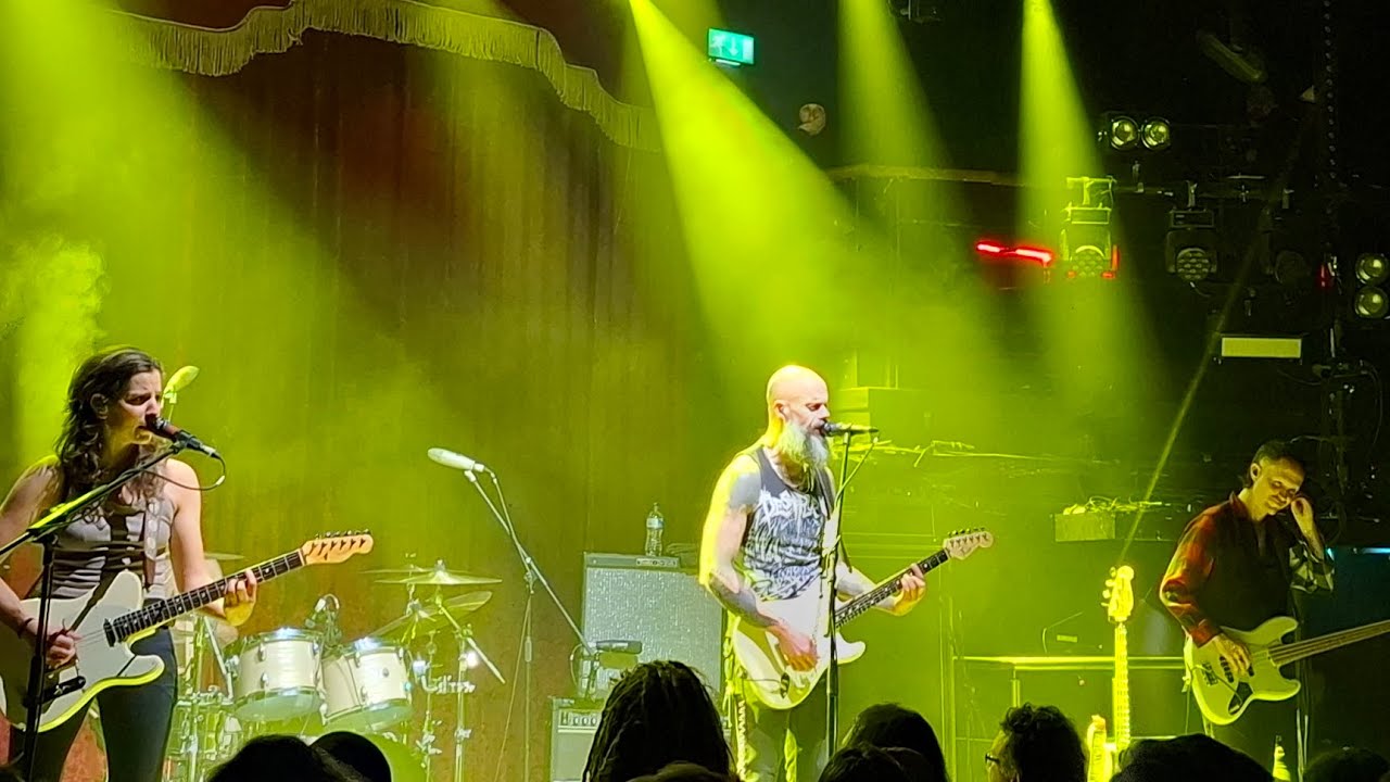 Baroness-Green Theme/If I Have To Wake You Up (Would You Stop The Rain ...