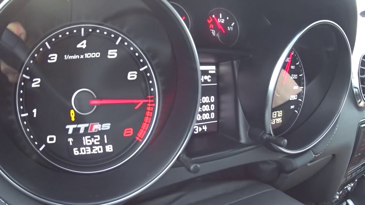 Audi TT RS Soundcheck acceleration | Motorsportcheck.de - YouTube