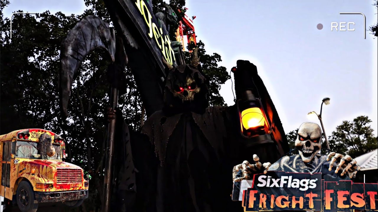 Fright Fest San Antonio Scream Queens! Six Flags Fiesta Texas - YouTube