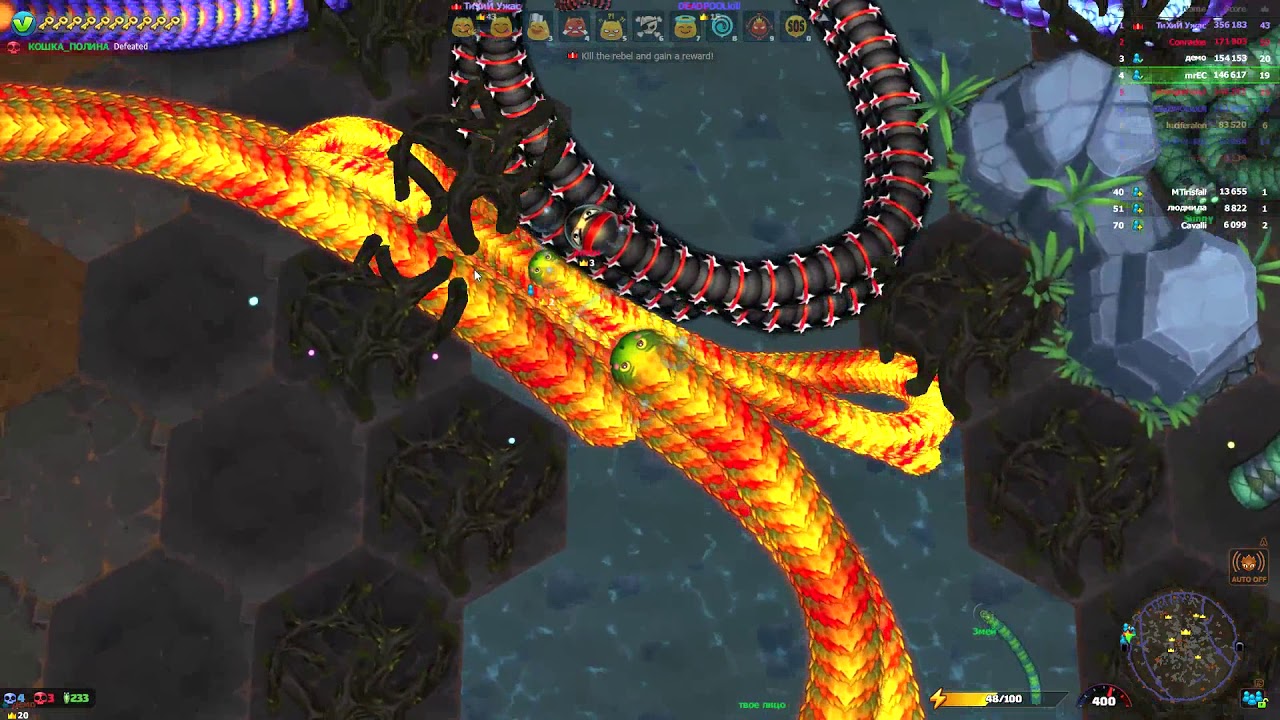 ‪Little Big Snake - AN EPIC SURPRISE ATTACK ON A 👑 RED CROWN ...