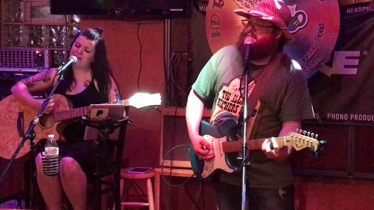 "Wicked Game" cover by Kyla Mainous Live at HD Beans with Nick Giese ...