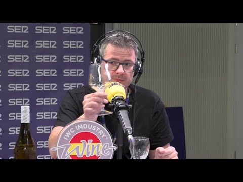 Santi Rivas explica qué tener en cuenta al comprar copas de vino - YouTube