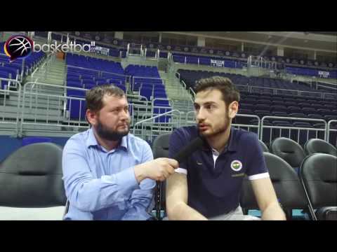 Fenerbahçenin Genç Oyuncularından Egehan Arna Basketballcomtr'ye Açıklamalarda bulundu..