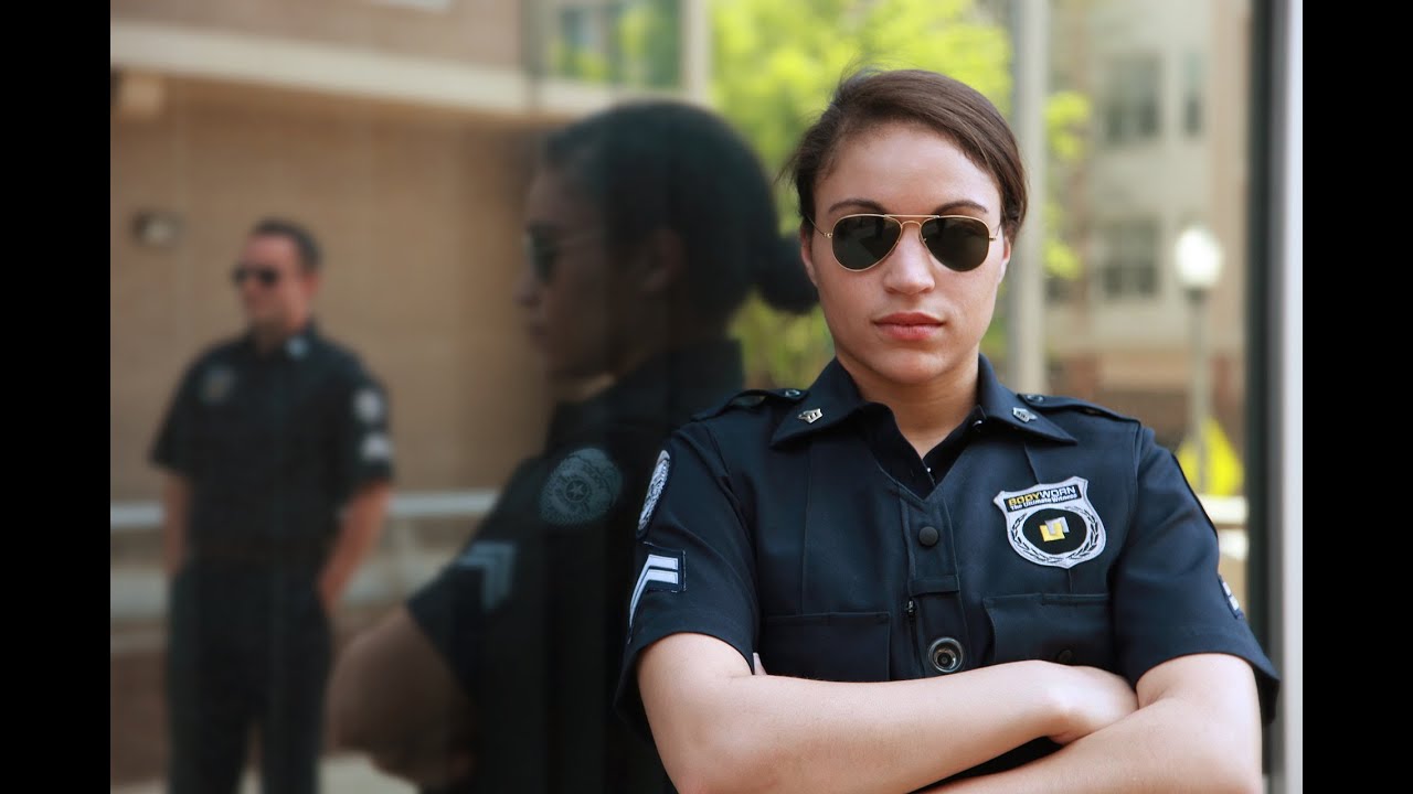 Glock17 The invention of the Police Safety Switch in polymer guns ...