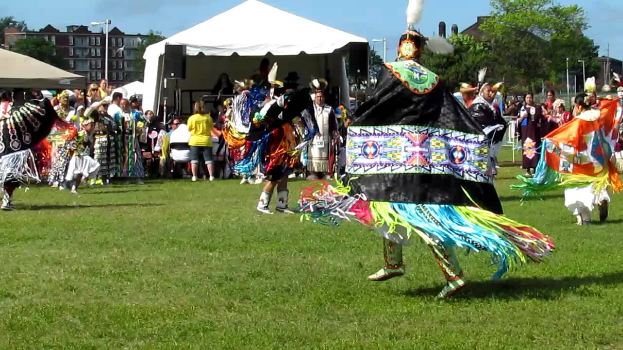 17 Womens Fancy Shawl Dancers - YouTube