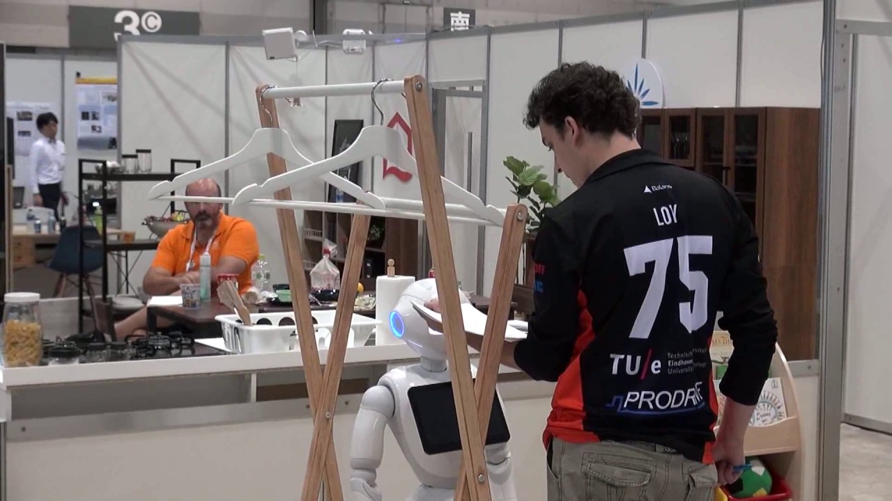 RoboCup@Home 2017 - GPSR Test of the Team Aupair - YouTube
