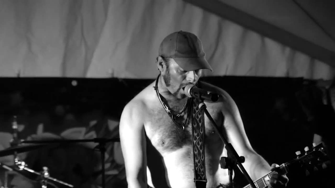 The Rijsel Irish Boys Crusty Fest - YouTube