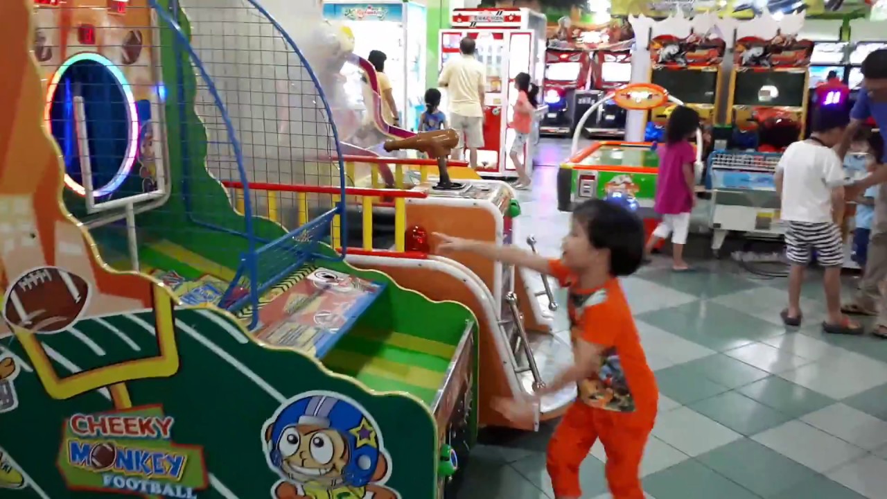 Games: Cheeky Monkey Football - YouTube