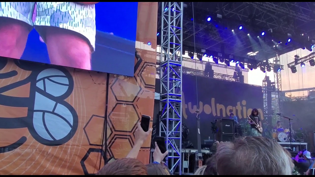 Handyman - Awolnation - YouTube