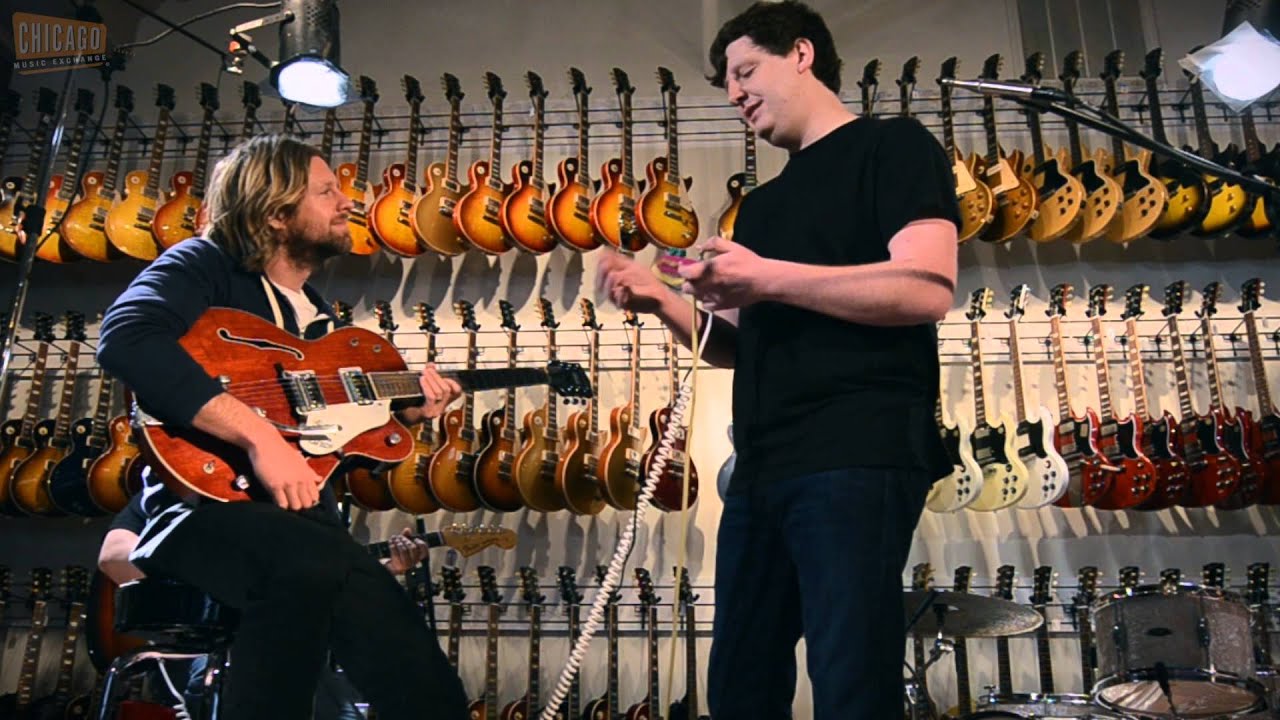 JHS Mini Foot Fuzz Feat. Jon Foreman | CME Gear Demo - YouTube