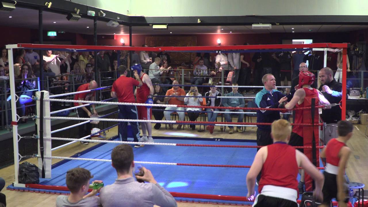 Nathan Saunders vs Alex Guthrie - YouTube