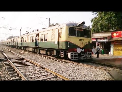 Late Running Up Bangaon Local Train : Coming To Habra Station - YouTube