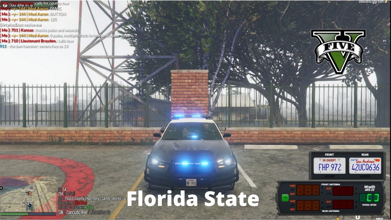 Guy Goes Airborne after going 200+ - Florida State RolePlay #1 FIVEM ...