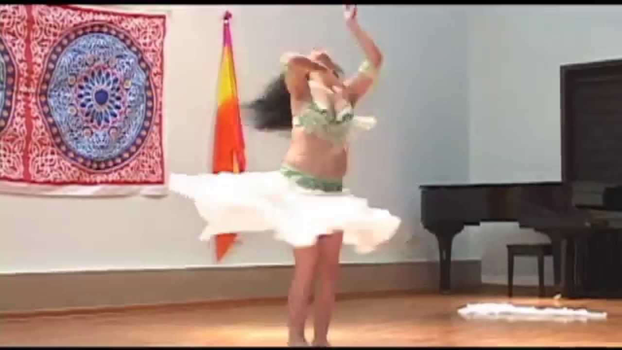 FERNANDA BAEZ Belly dancer at Latin American - YouTube