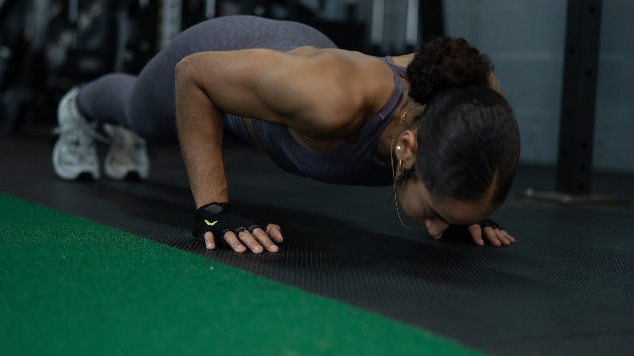 Band Assisted Bar Dips - YouTube