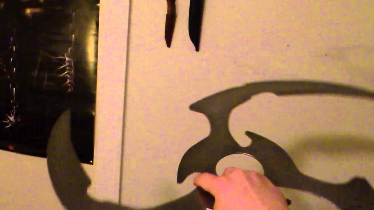 Dark Sector ''Glaive'' real-life replica - YouTube