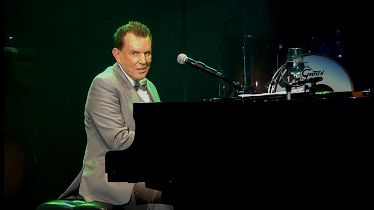 MEME SOLIS LA BIKINA PIANO Y ORQUESTA - YouTube