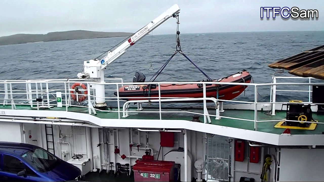 (HD) MV Loch Alainn - Sound of Barra - Rough seas (Slightly) - YouTube