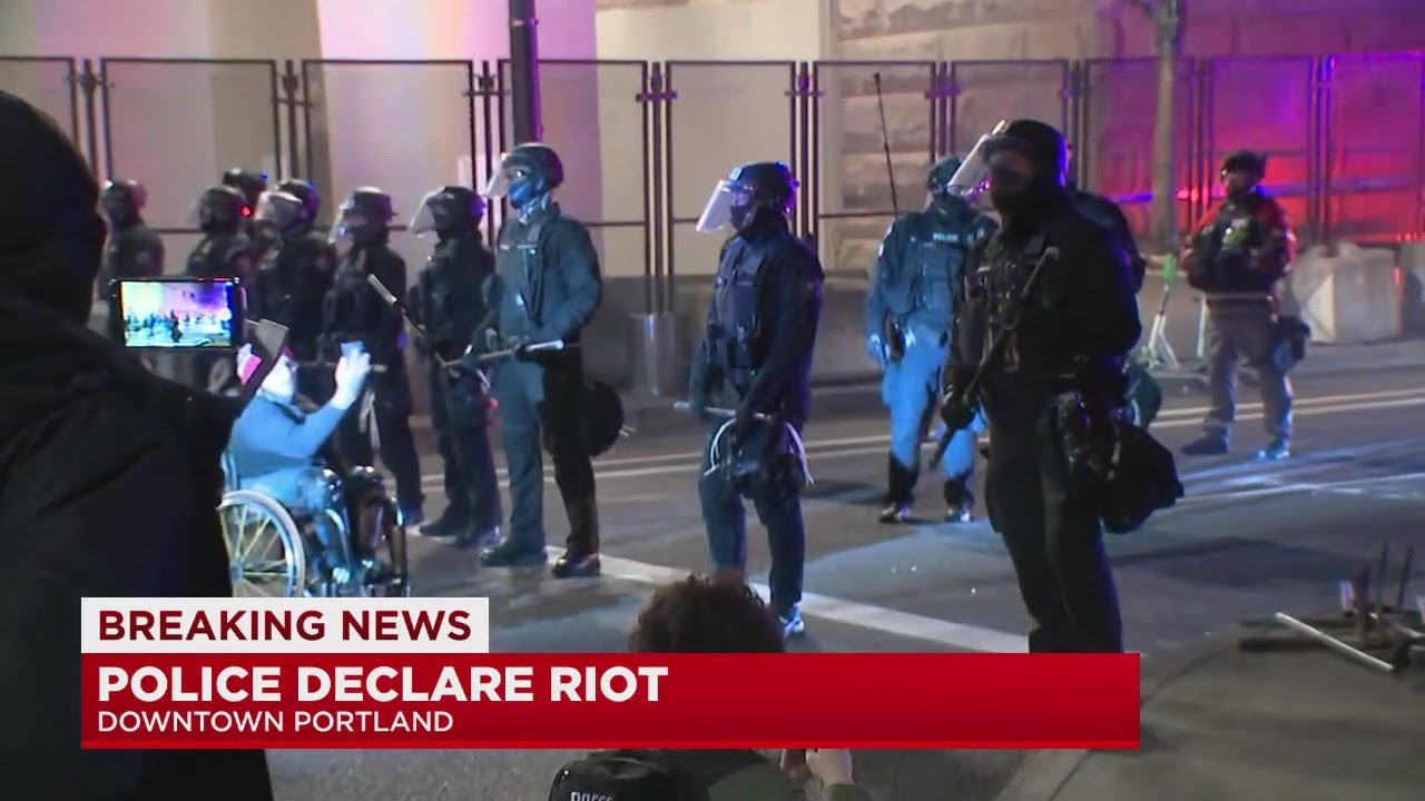 Riot declared in downtown Portland - YouTube