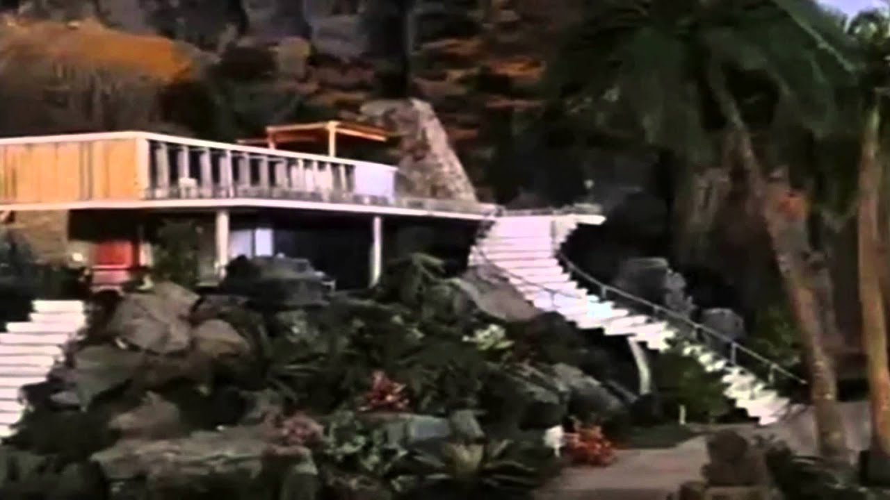 Gerry Anderson is a Thunderbird! - YouTube