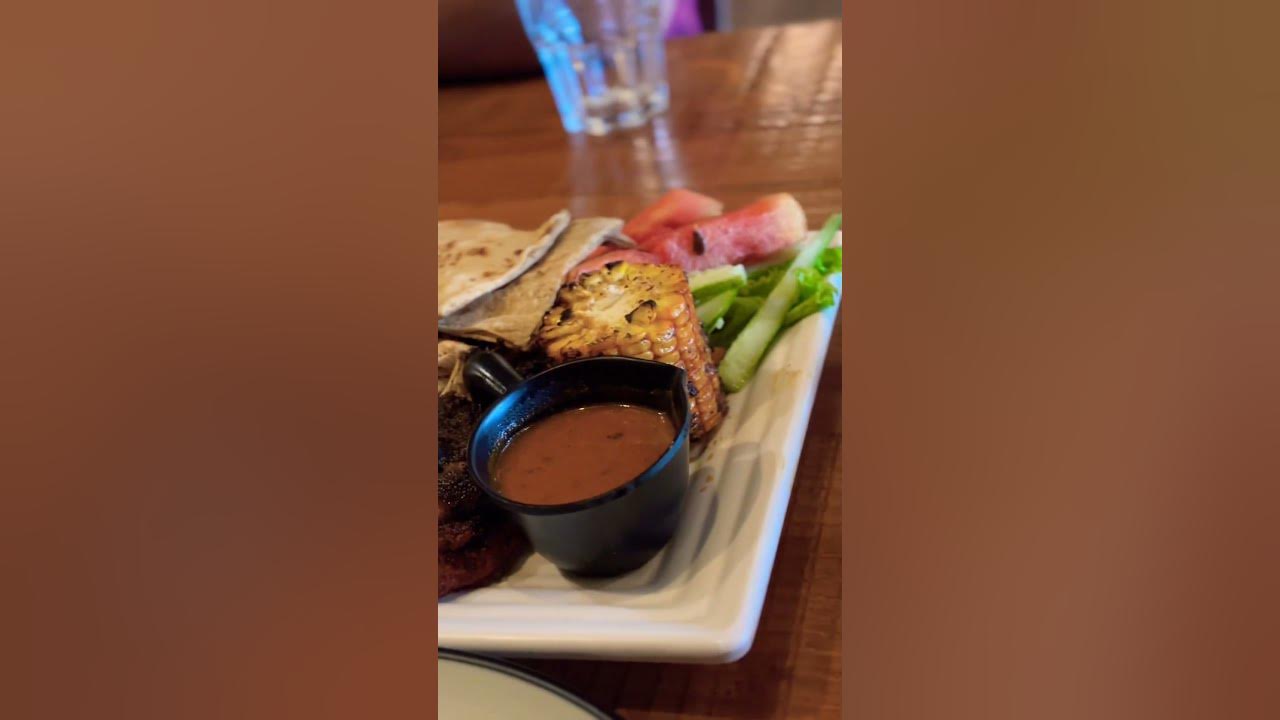 Feed the ghost #short #shots - YouTube