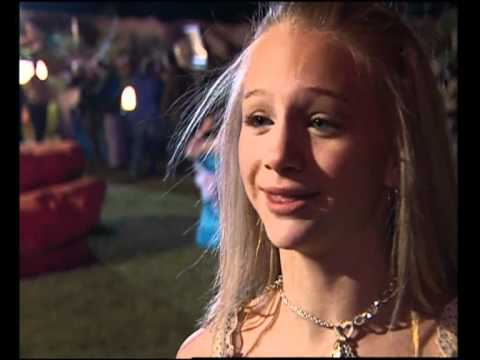 High School Musical 2: Backstage Disney - YouTube
