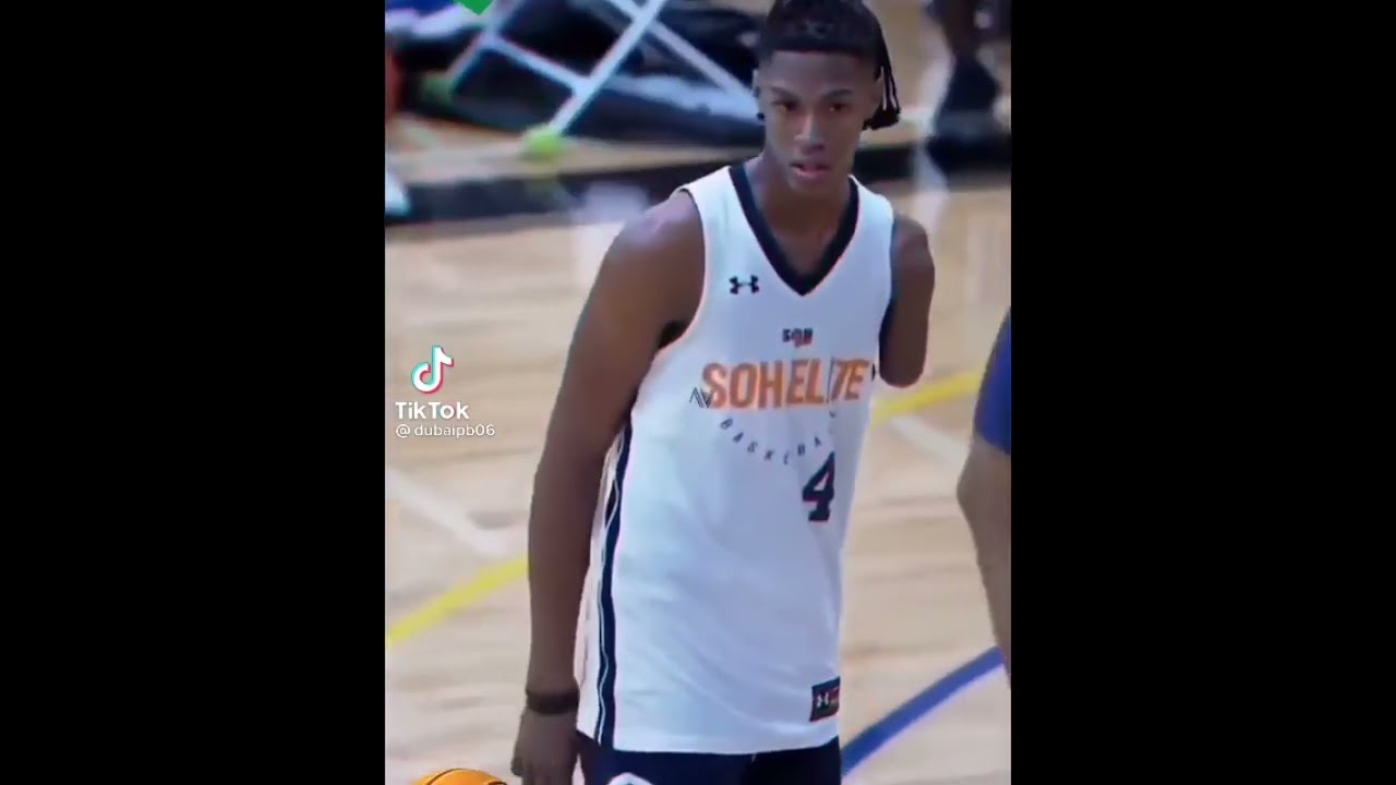 basketball player one arm playing awsm god bles - YouTube