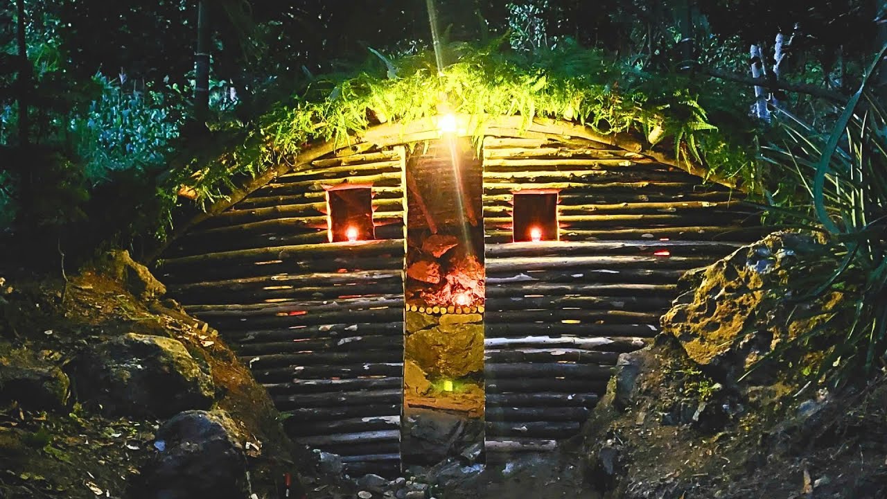 Building complete survival shelter | Bushcraft earth hut, chicken grill ...