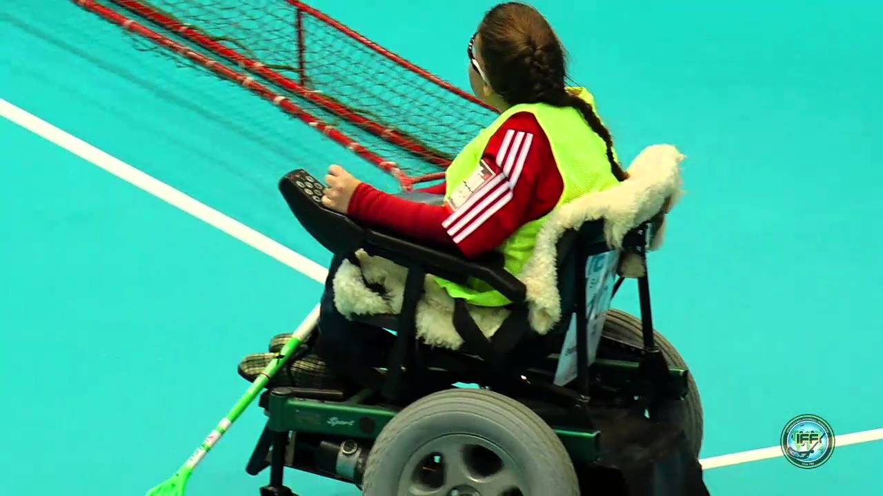 Electric Wheelchair Floorball demo at WFC 2015 - YouTube