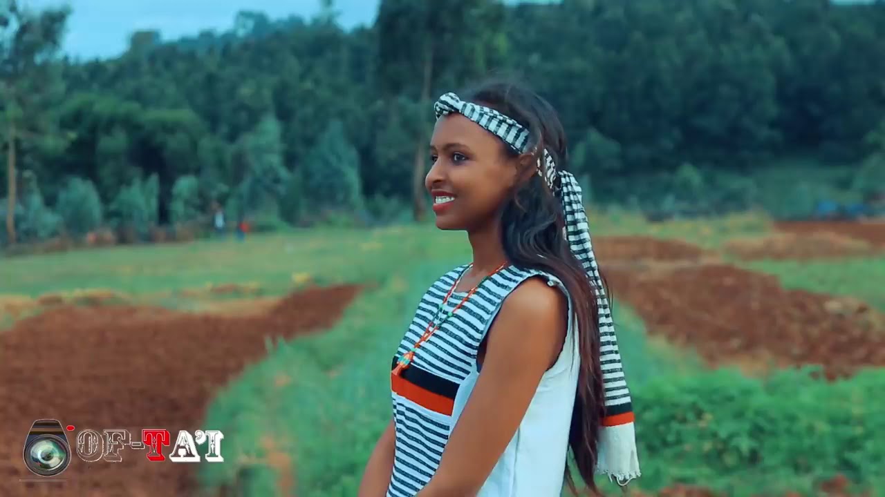 Eebbisaa Soolan Raagaa Safuu Jaalalaa New 🎶 Oromo 🎶 Music 2019 - YouTube