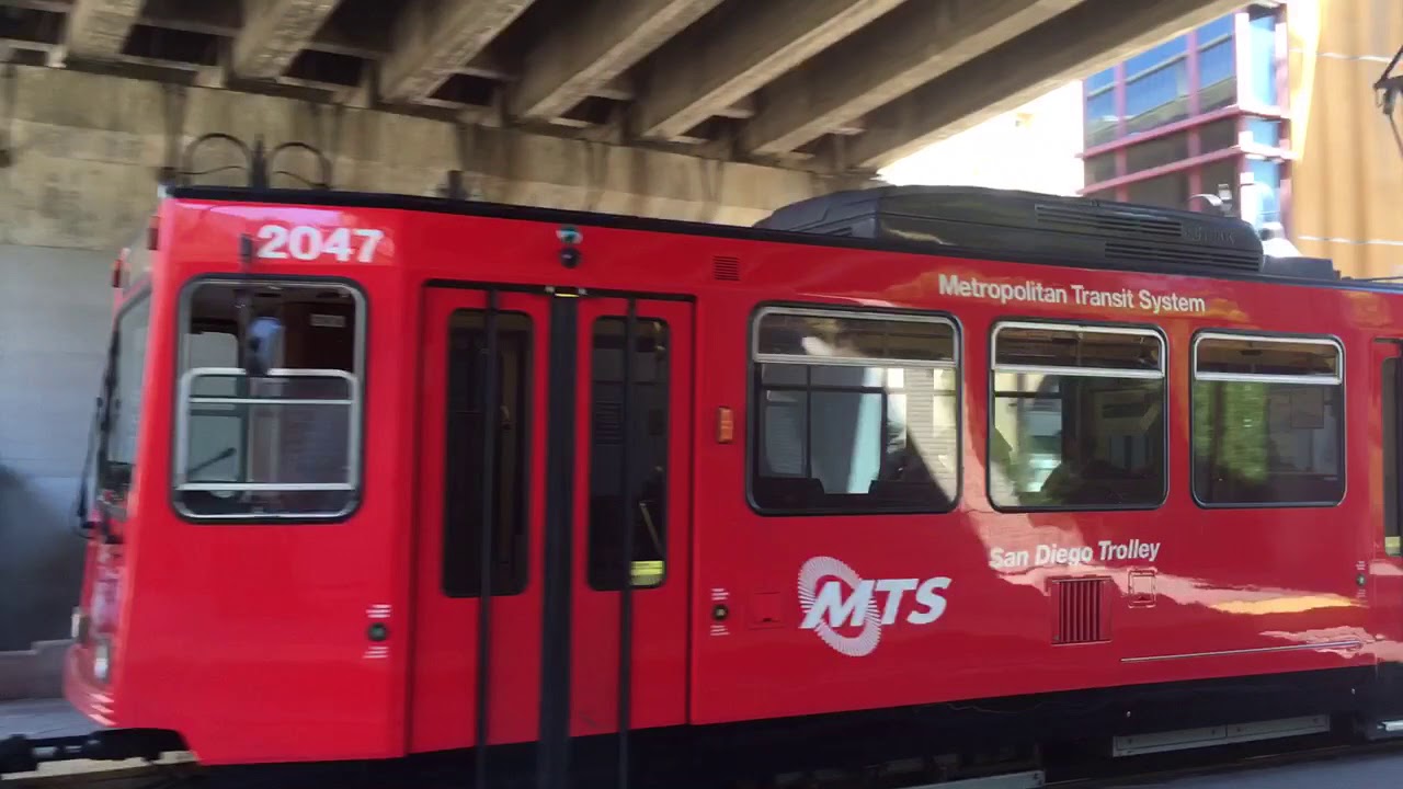 San Diego Trolley S70 4014 arrives at Grossmont Transit Center Station ...