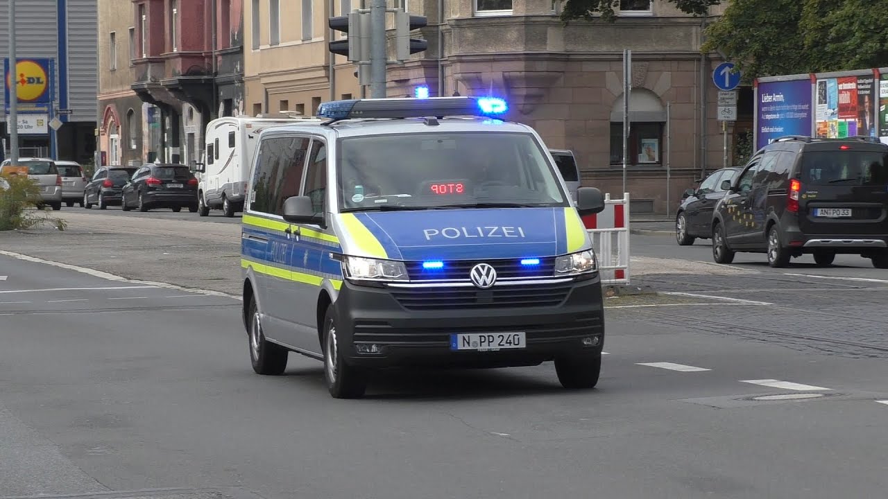 [Stop Polizei!] Doppel Hgrkw USK Polizei Nürnberg auf Einsatzfahrt mit ...