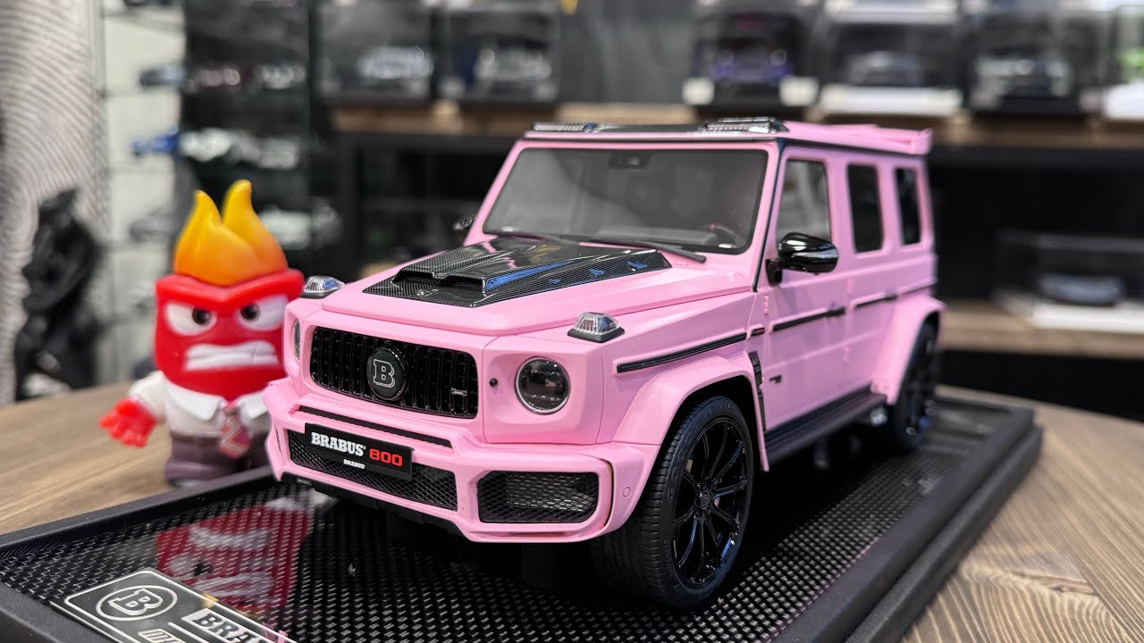 Motorhelix Mercedes Brabus 800 1:18 pink - YouTube