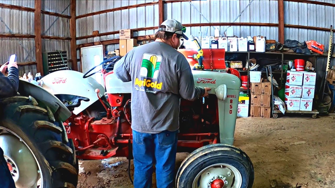 3/17/22: New water pump for old tractor: Ford 850 Powermaster - YouTube